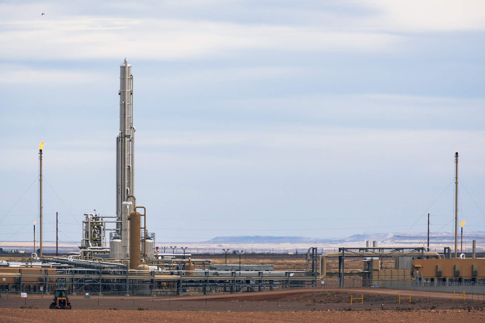 West Texas Fracking Boom Sputters as Apache Corp. Admits Firm Lost ...