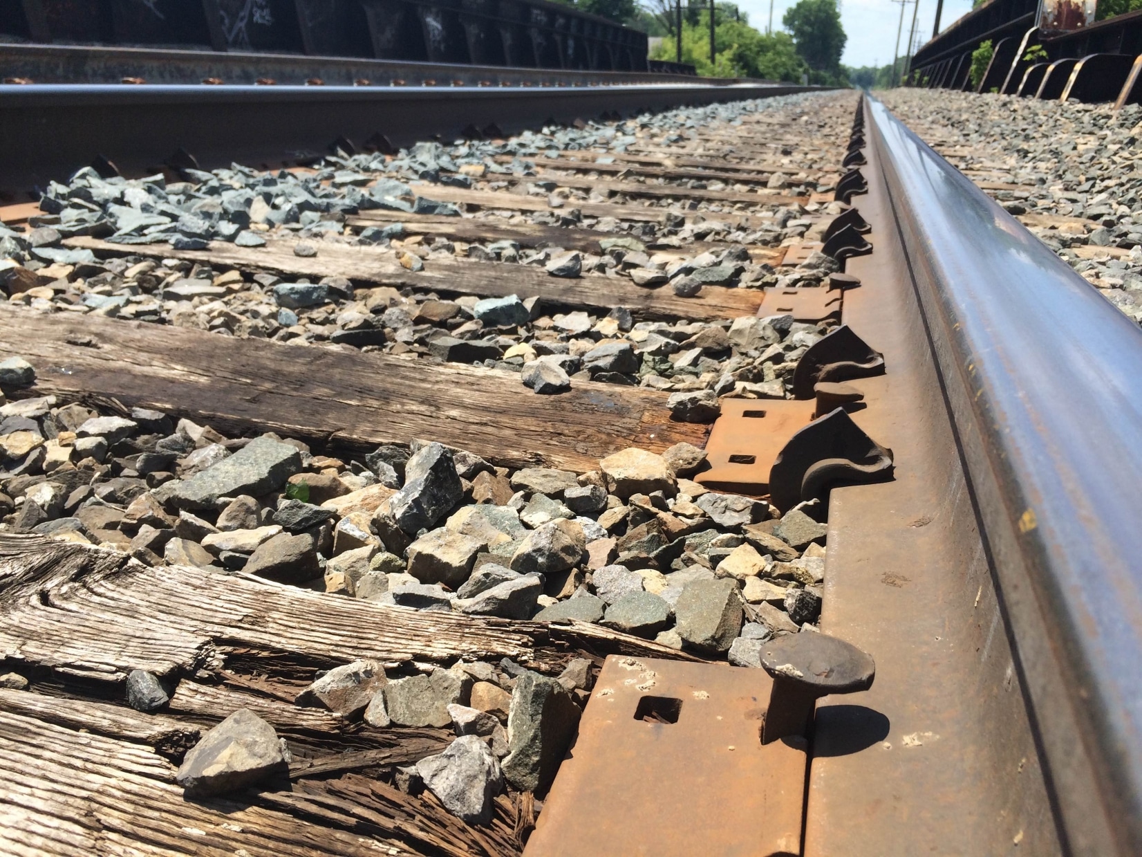 Are Oil Trains Just Too Heavy? No Regulations, No Weigh To Know - DeSmog