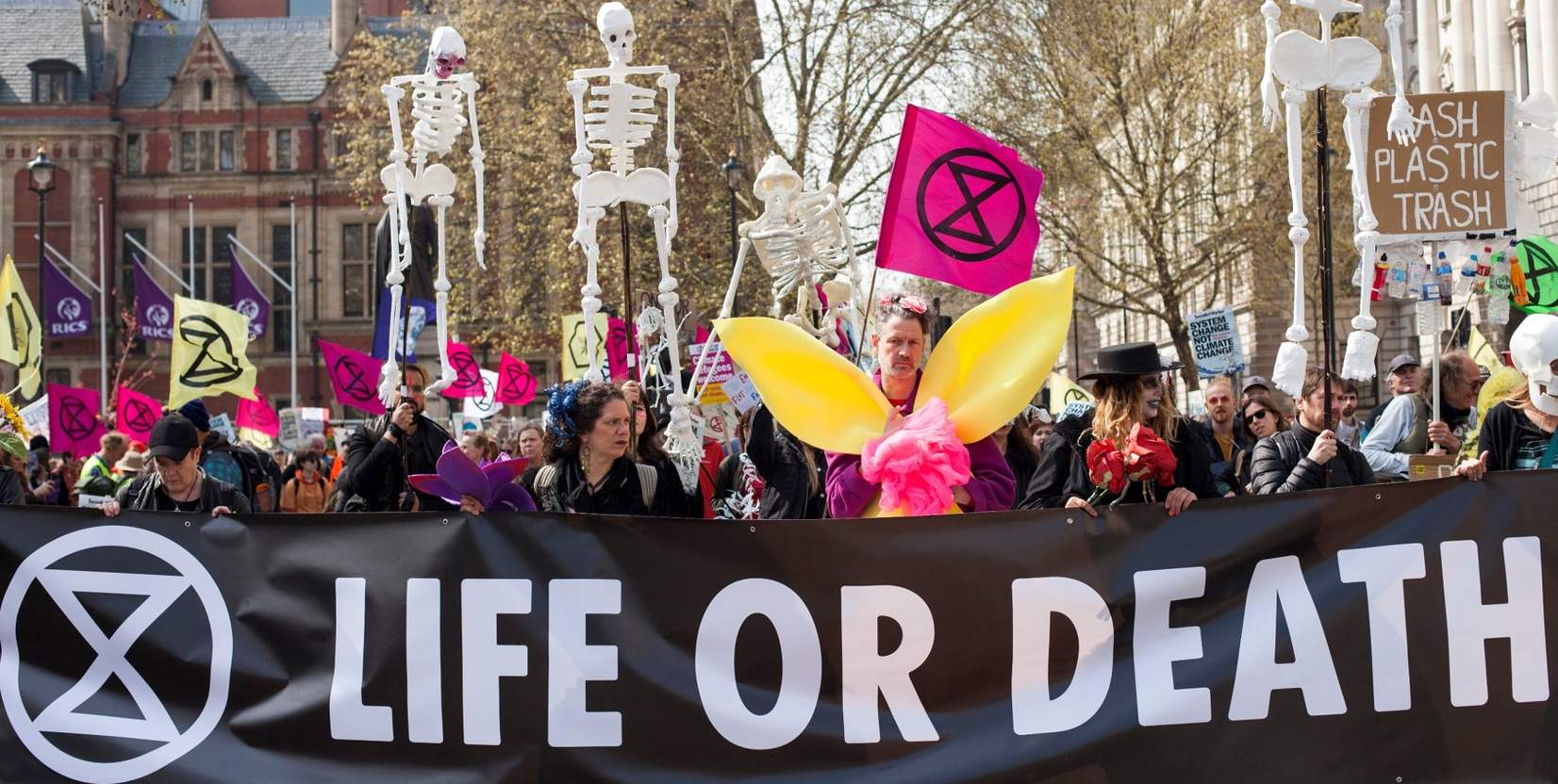 Two Weeks of Extinction Rebellion — In Pictures - DeSmog
