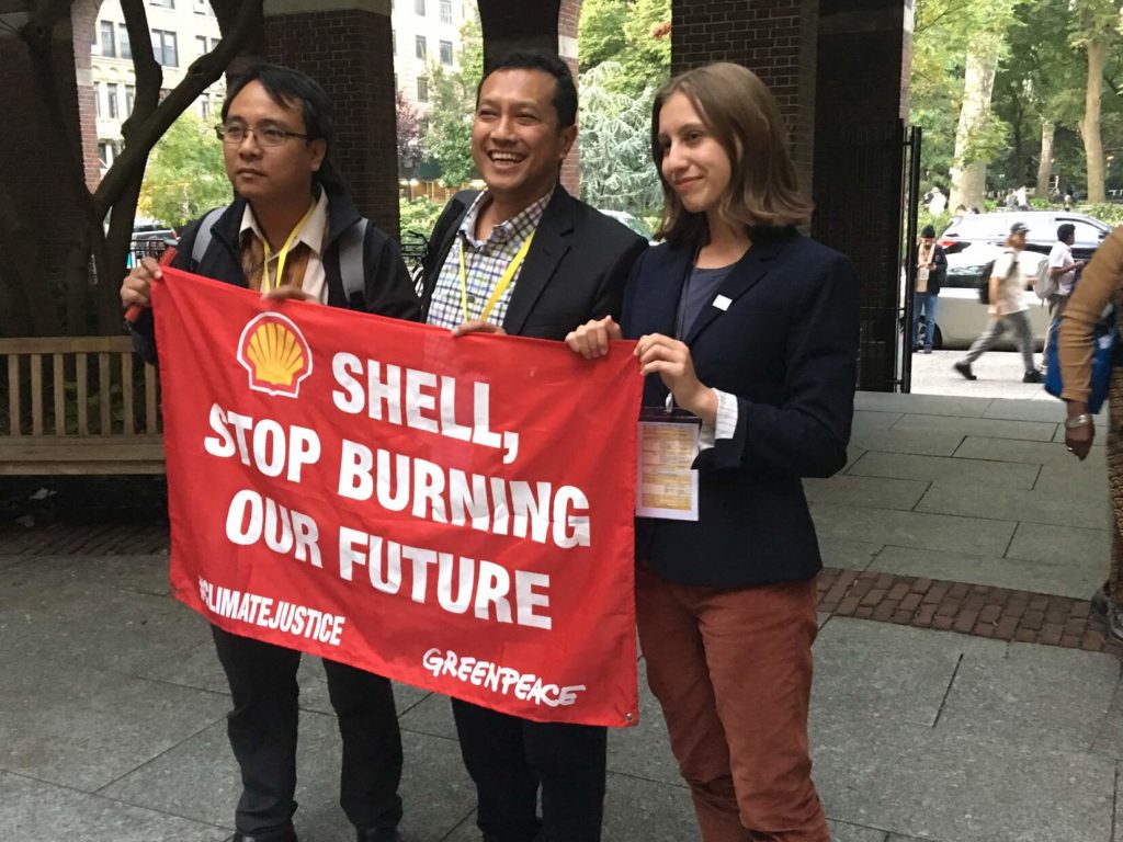 Shells Latest Annual Report More Greenwashing Desmog