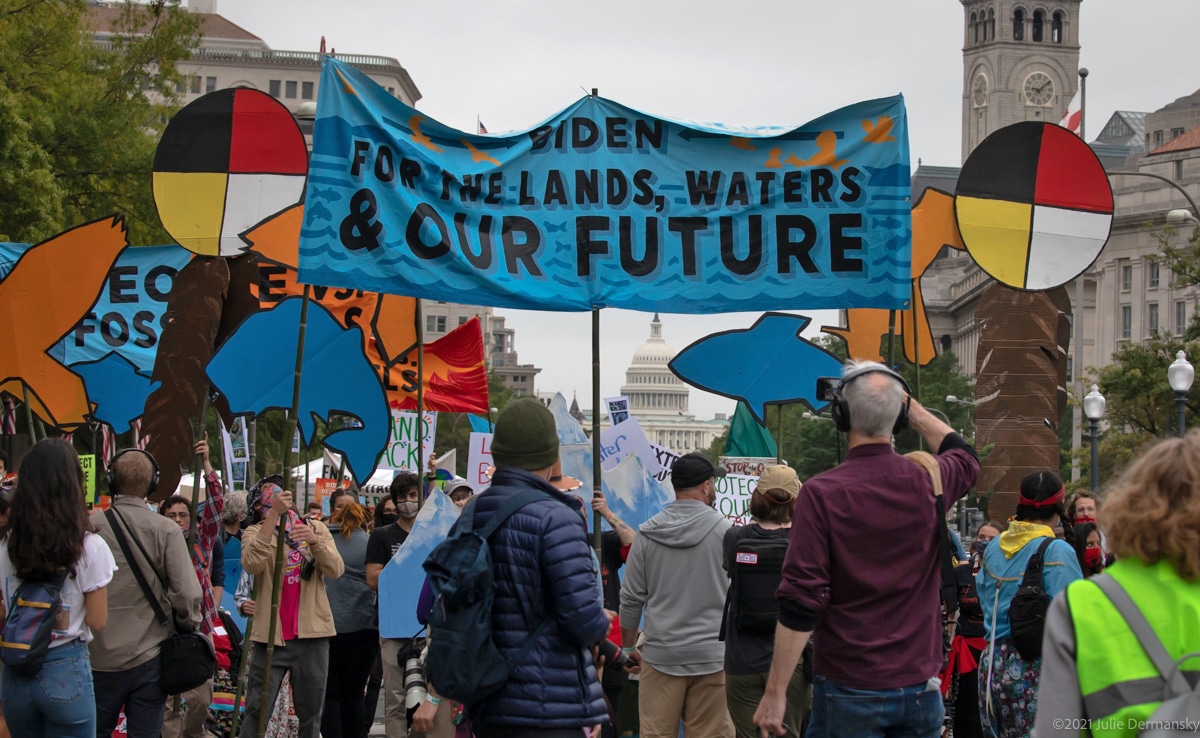 Indigenous Leaders Among the 136 Arrested at White House Fossil Fuel ...