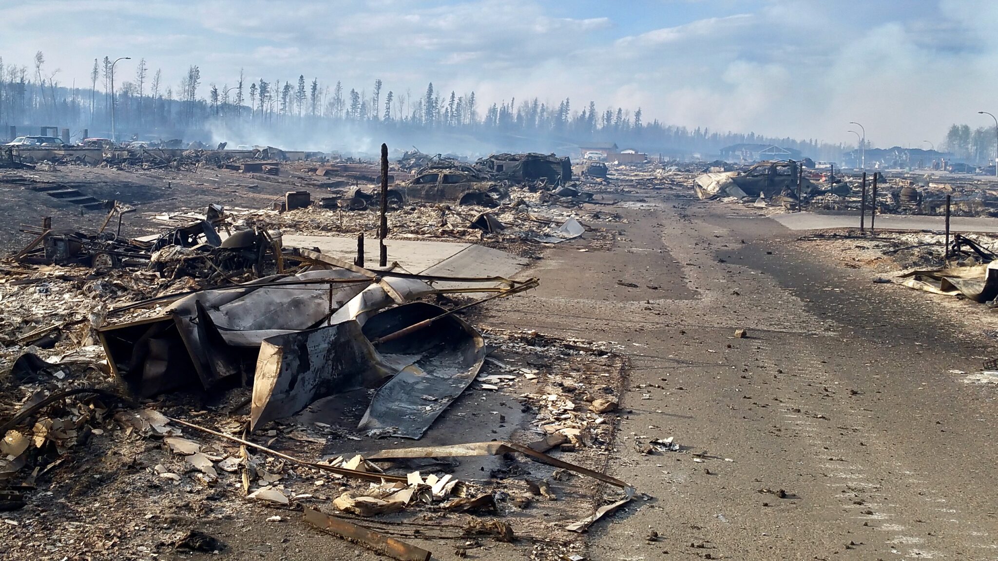 'Fire Weather' Author Recounts Alberta Wildfire Disaster in Terrifying ...