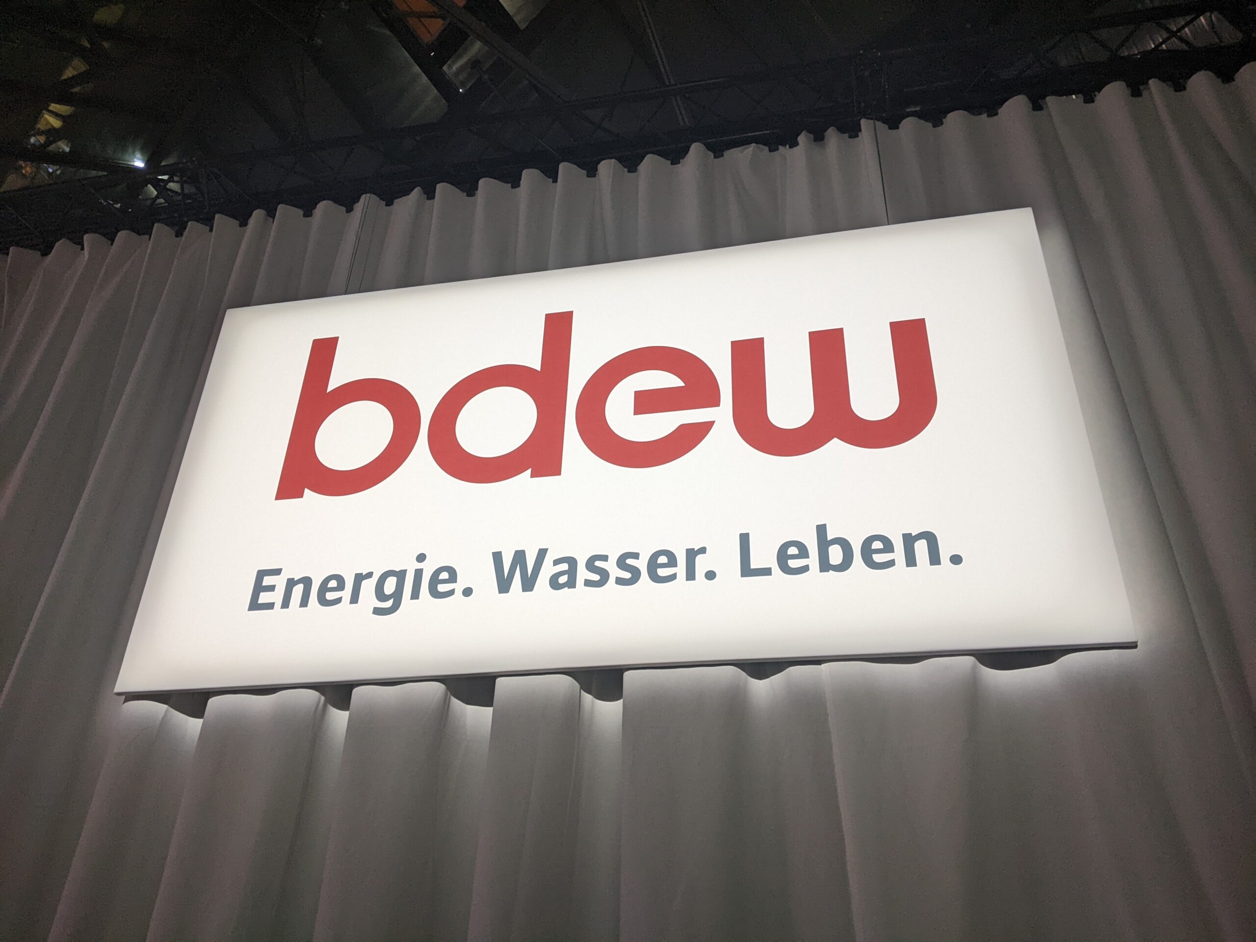 Hydrogen Hype Bubbles Over At German Gas Lobby Conference - DeSmog